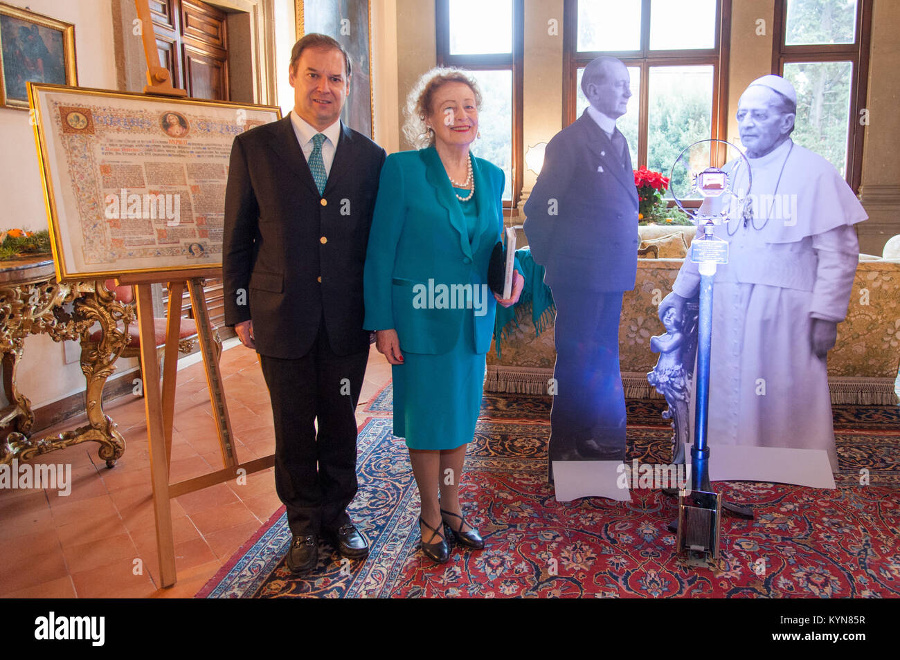 The Princess Maria Elettra Marconi Giovannelli with her son Guglielmo ...