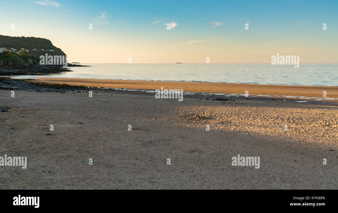 Evening light at Benllech Beach, Anglesey, Wales, UK Stock Photo - Alamy