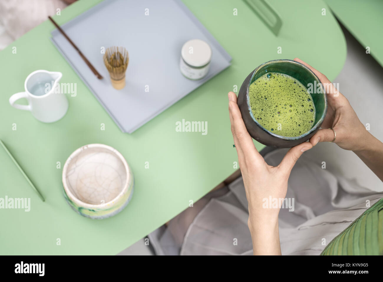 Water jar tea ceremony hi-res stock photography and images - Alamy
