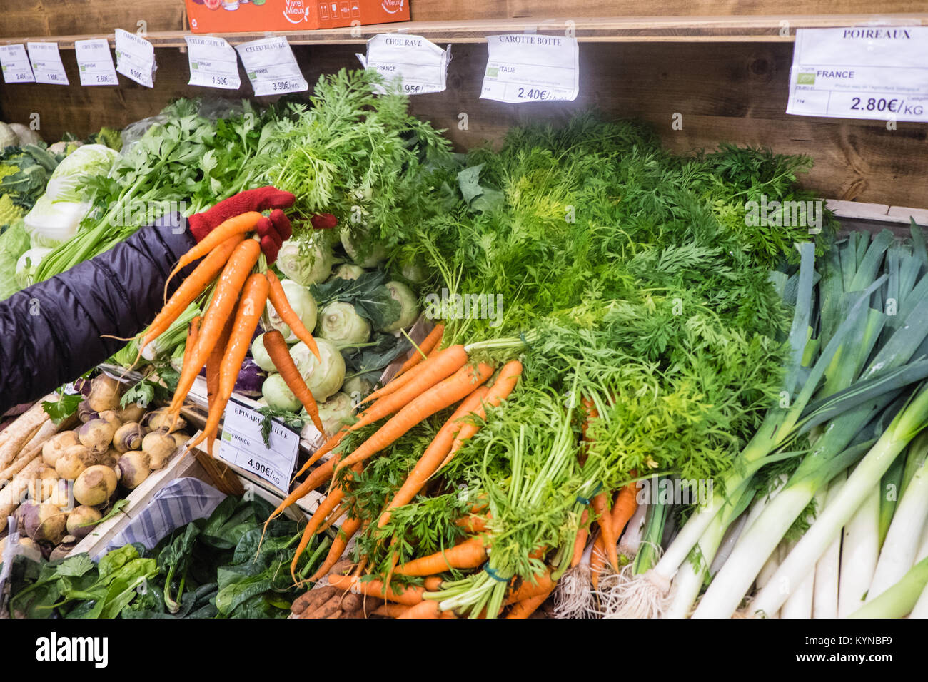 France supermarket bio hi-res stock photography and images - Alamy