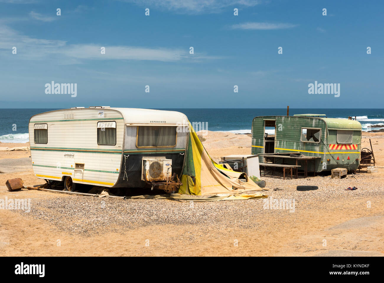 Wrecked caravan hi-res stock photography and images - Alamy