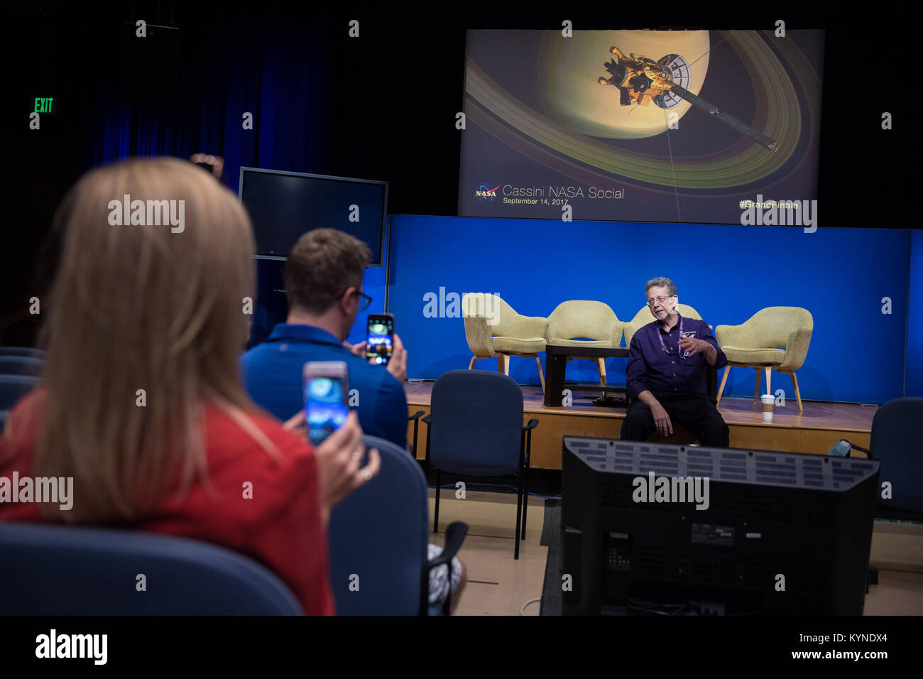NASA Social attendees filmed Jim Green, NASA's Planetary Science ...