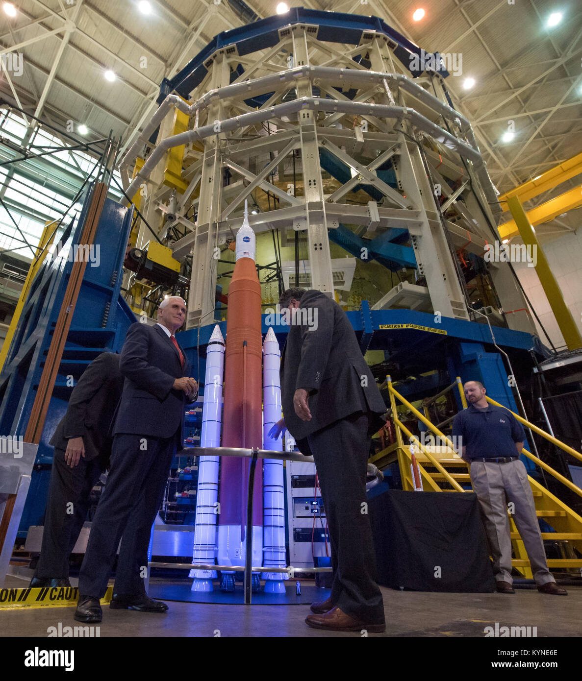 Mike todd hi-res stock photography and images - Alamy