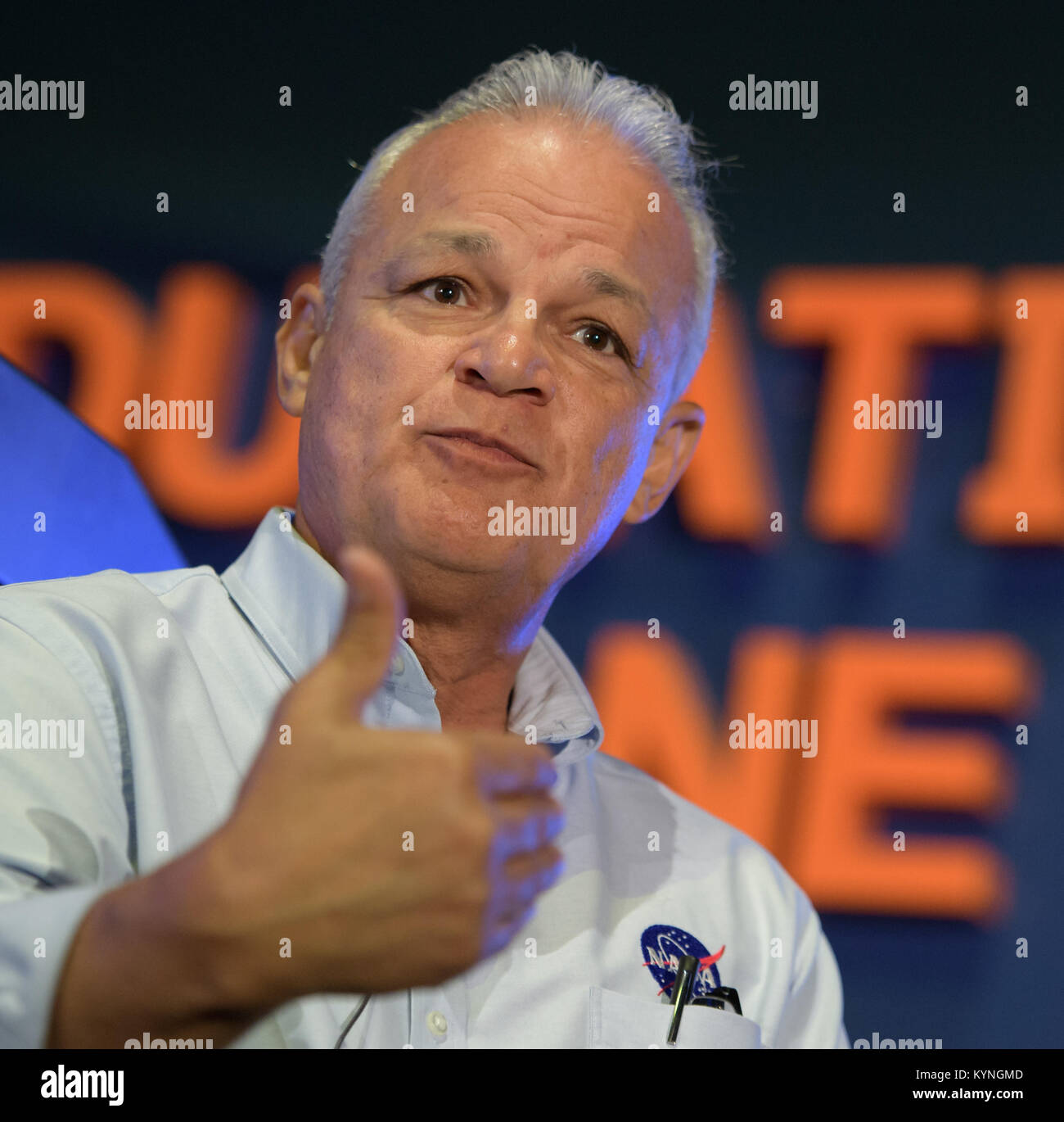 Chief space operations hi-res stock photography and images - Alamy