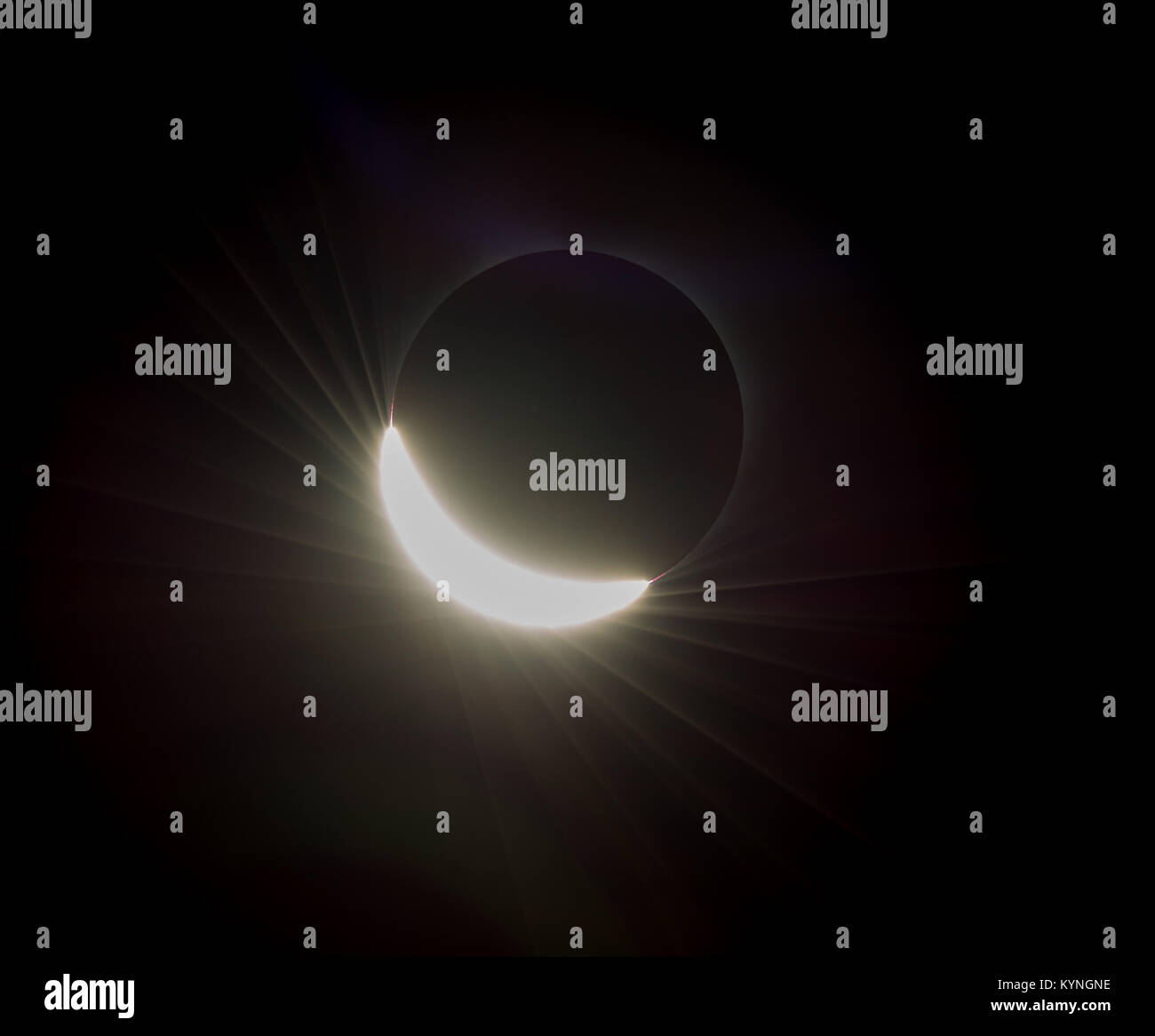 The total solar eclipse on August 21, 2017, as seen from Madras, Oregon ...