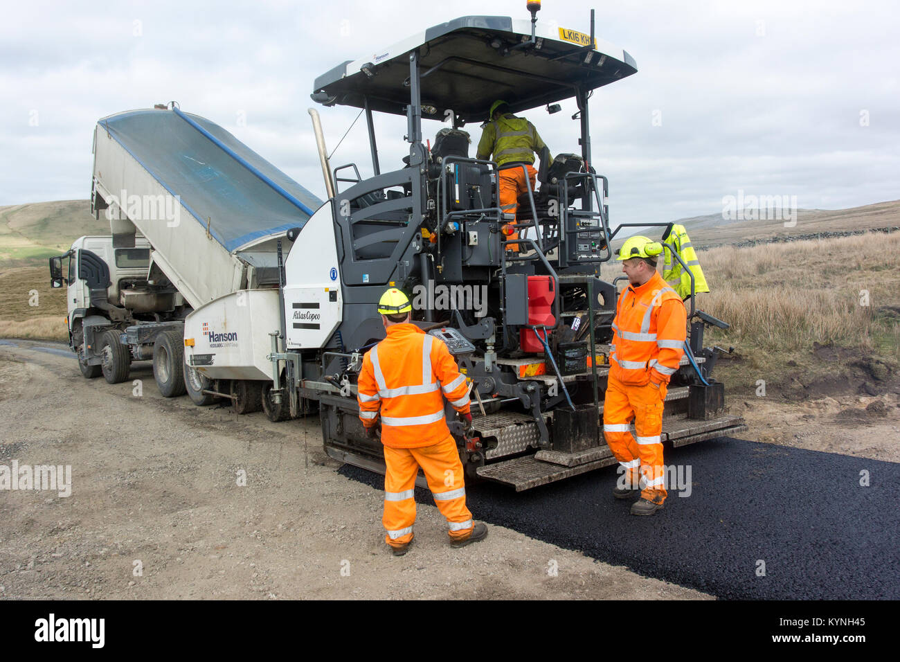 Council maintained road hi-res stock photography and images - Alamy