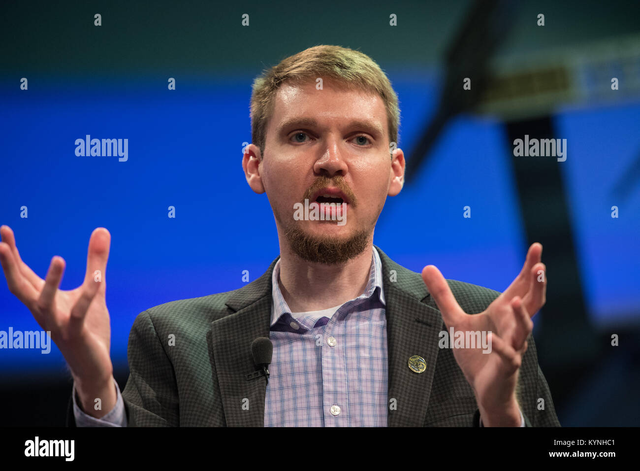 Eric Zirnstein speaks at the Smithsonian National Air and Space Museum ...