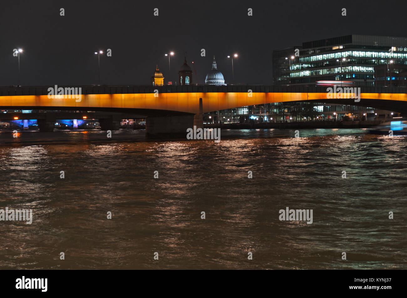 London Bridge at night. England, UK Stock Photo - Alamy