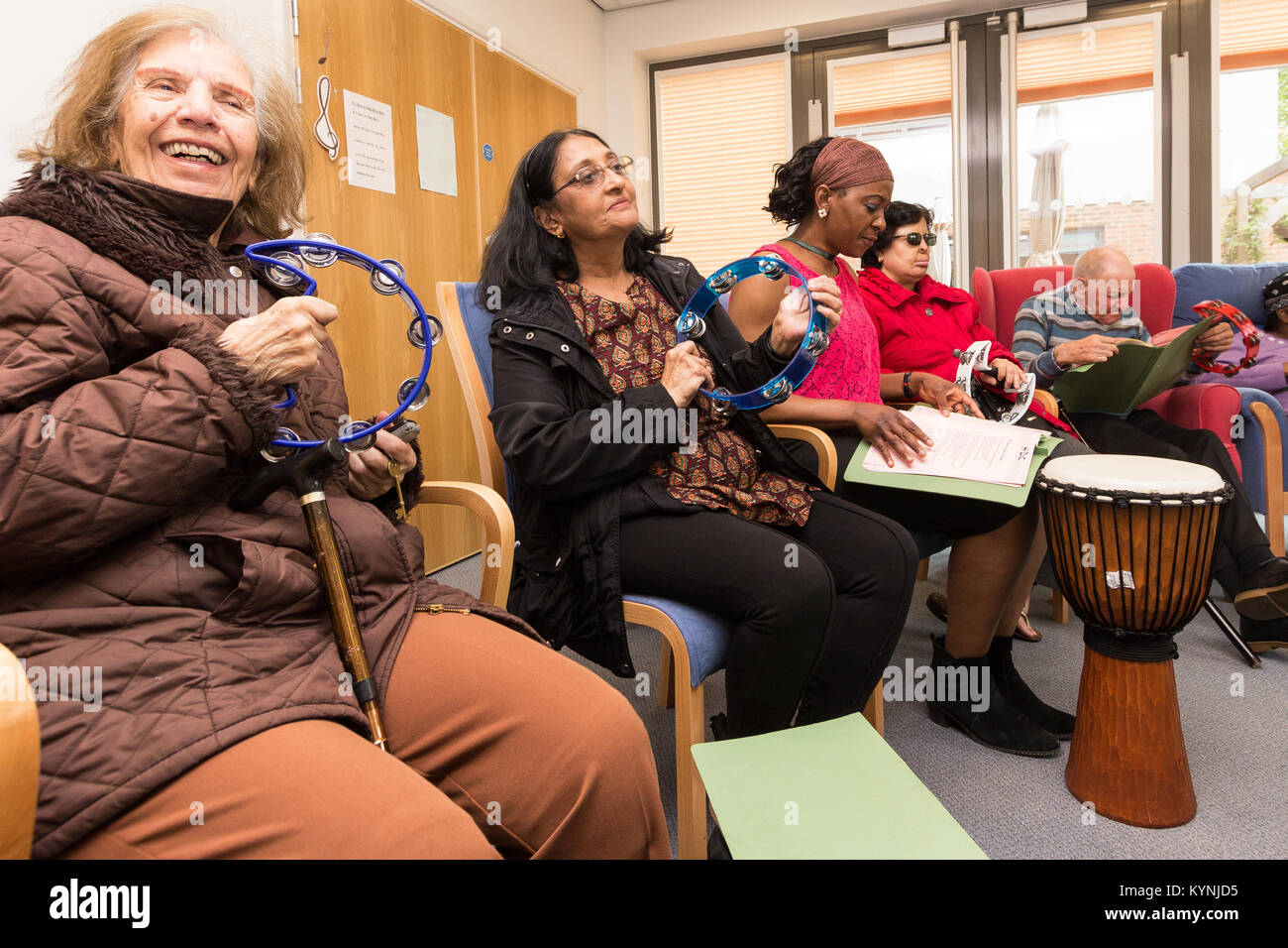 Severe alzheimers hi-res stock photography and images - Alamy