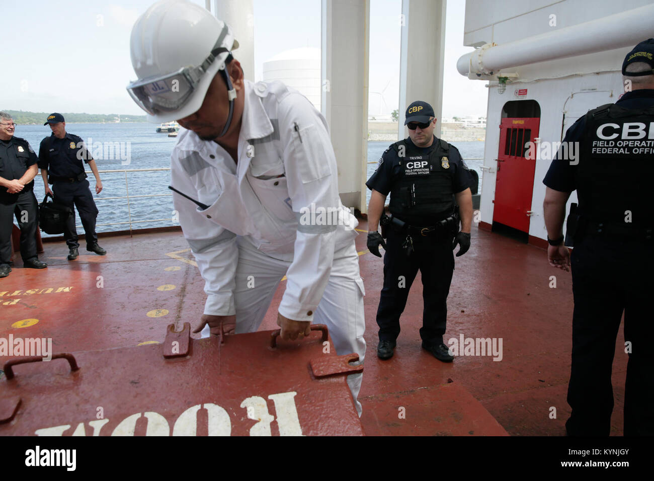 U.S. Customs and Border Protection officers from the Office of Field ...