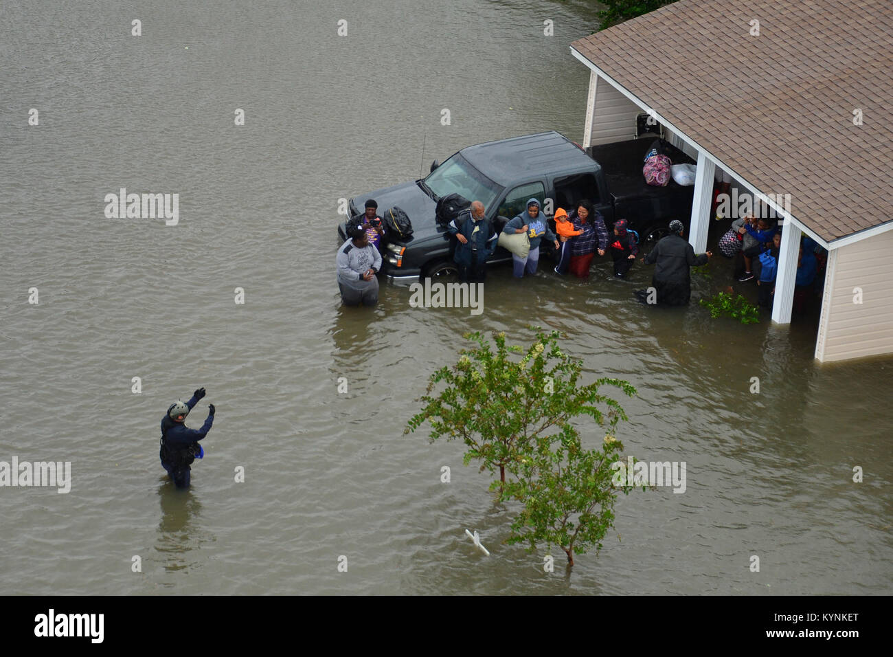 A member of the U.S. Border Patrol Border Search, Trauma, and Rescue ...