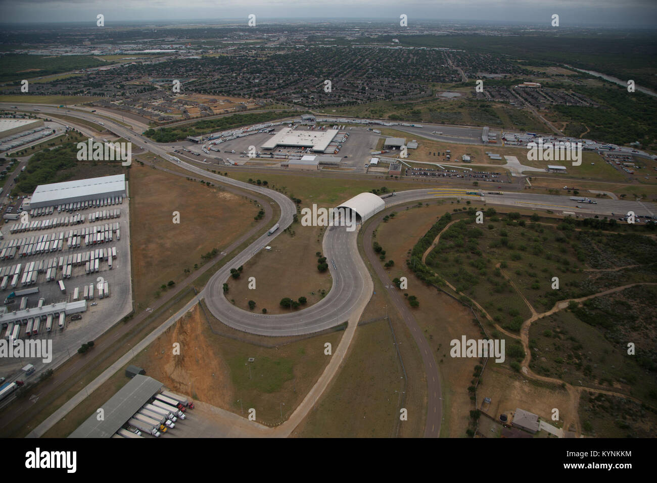 Texas laredo an nuevo laredo hi-res stock photography and images - Alamy