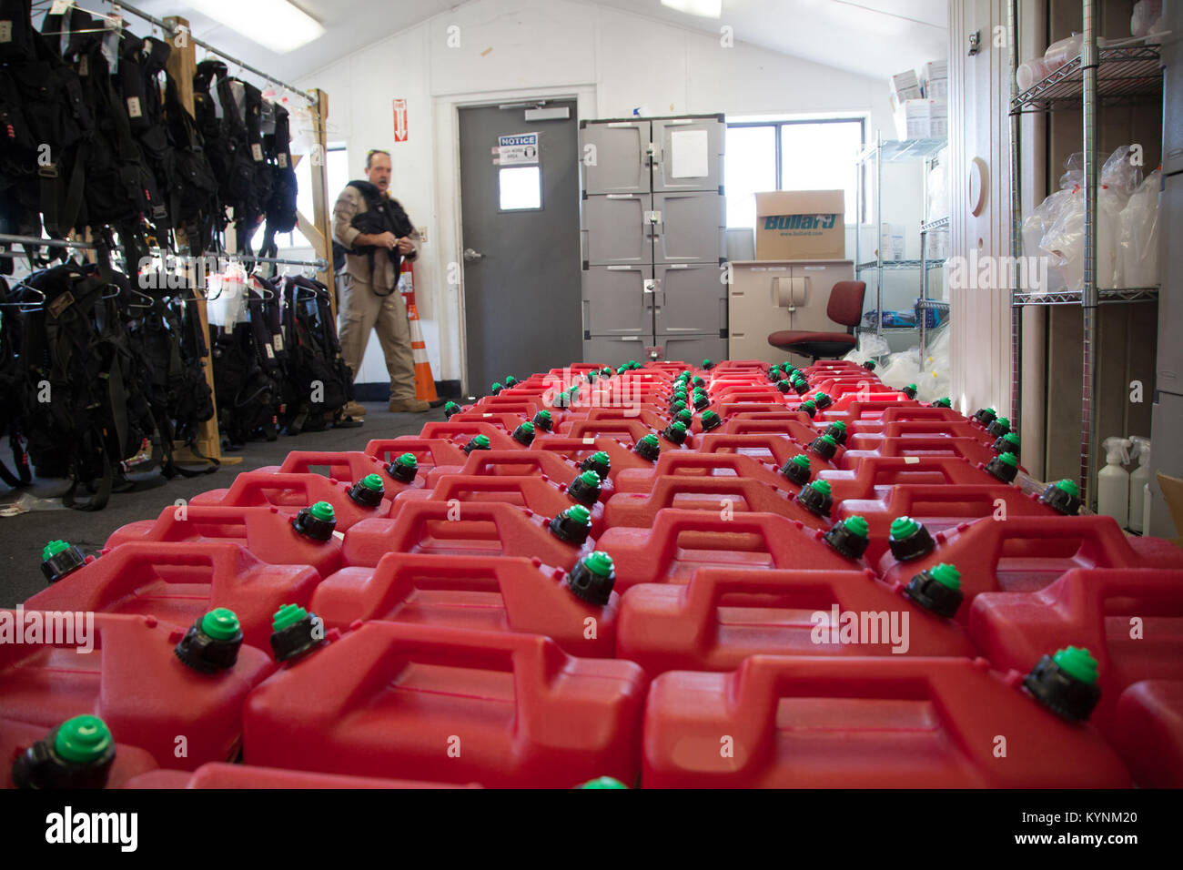 Hurricane relief operations hi-res stock photography and images - Alamy