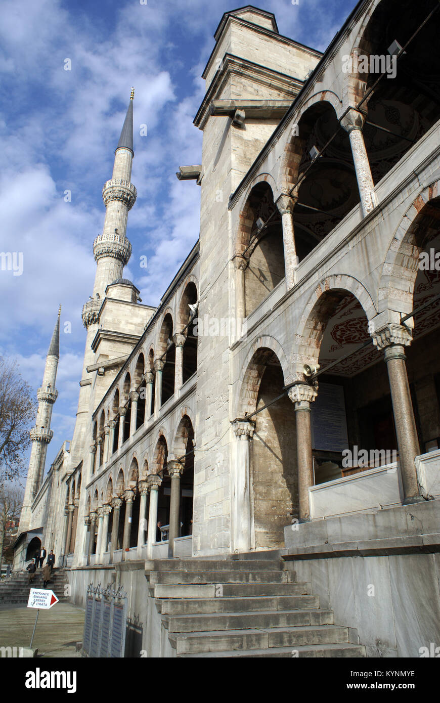 Steps to Blue mosque in Istanbul, Turkey Stock Photo - Alamy