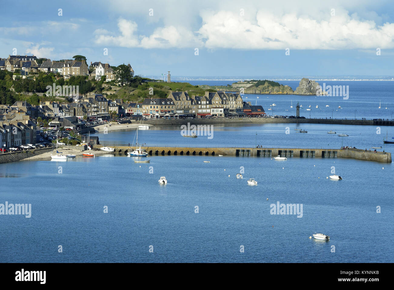 Port of La Houle in Cancale (Brittany, France Stock Photo - Alamy