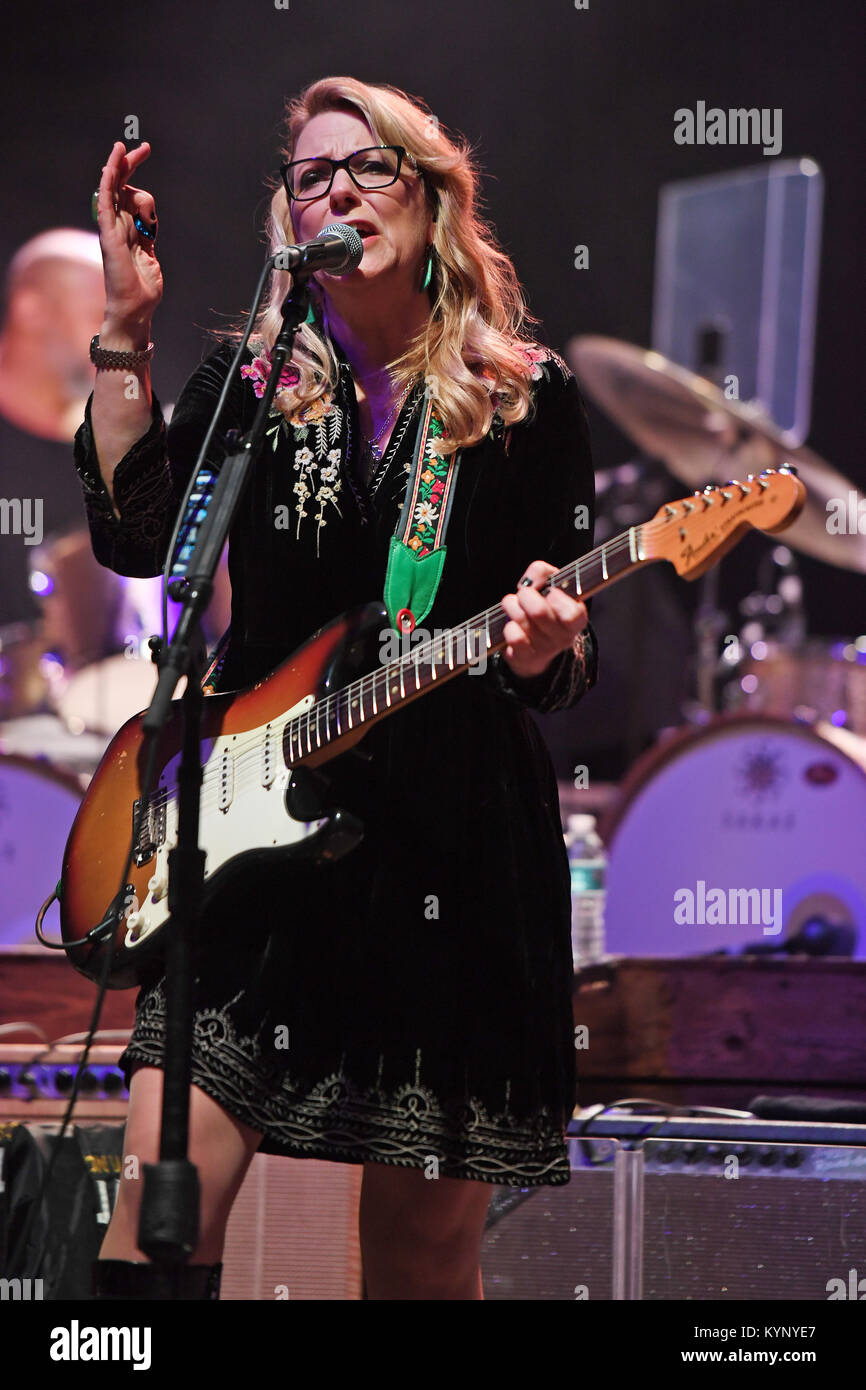 Boca Raton. 14th Jan, 2018. Susan Tedeschi of the Tedeschi Trucks Band ...
