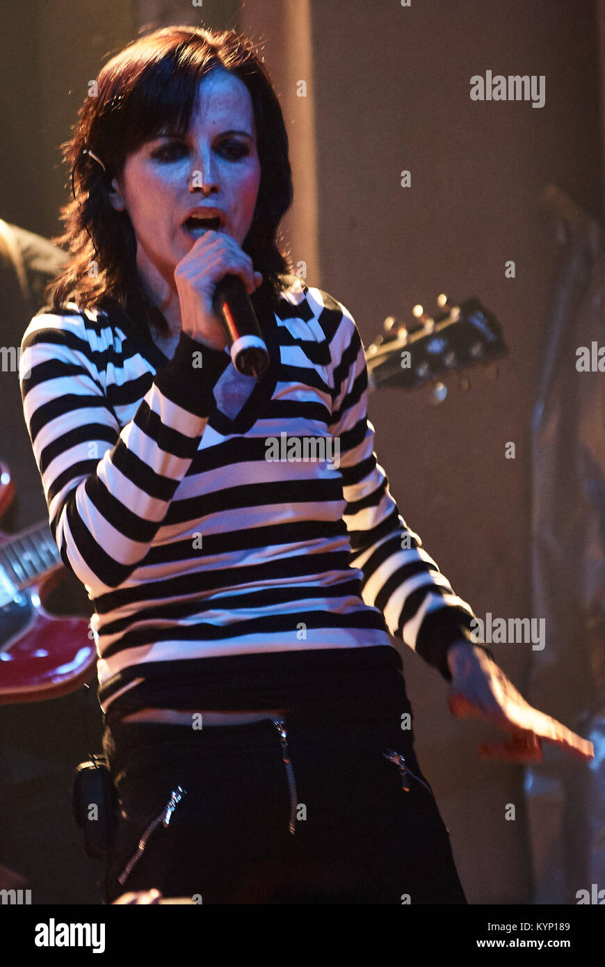 Dolores O'riordan Live High Resolution Stock Photography and Images - Alamy