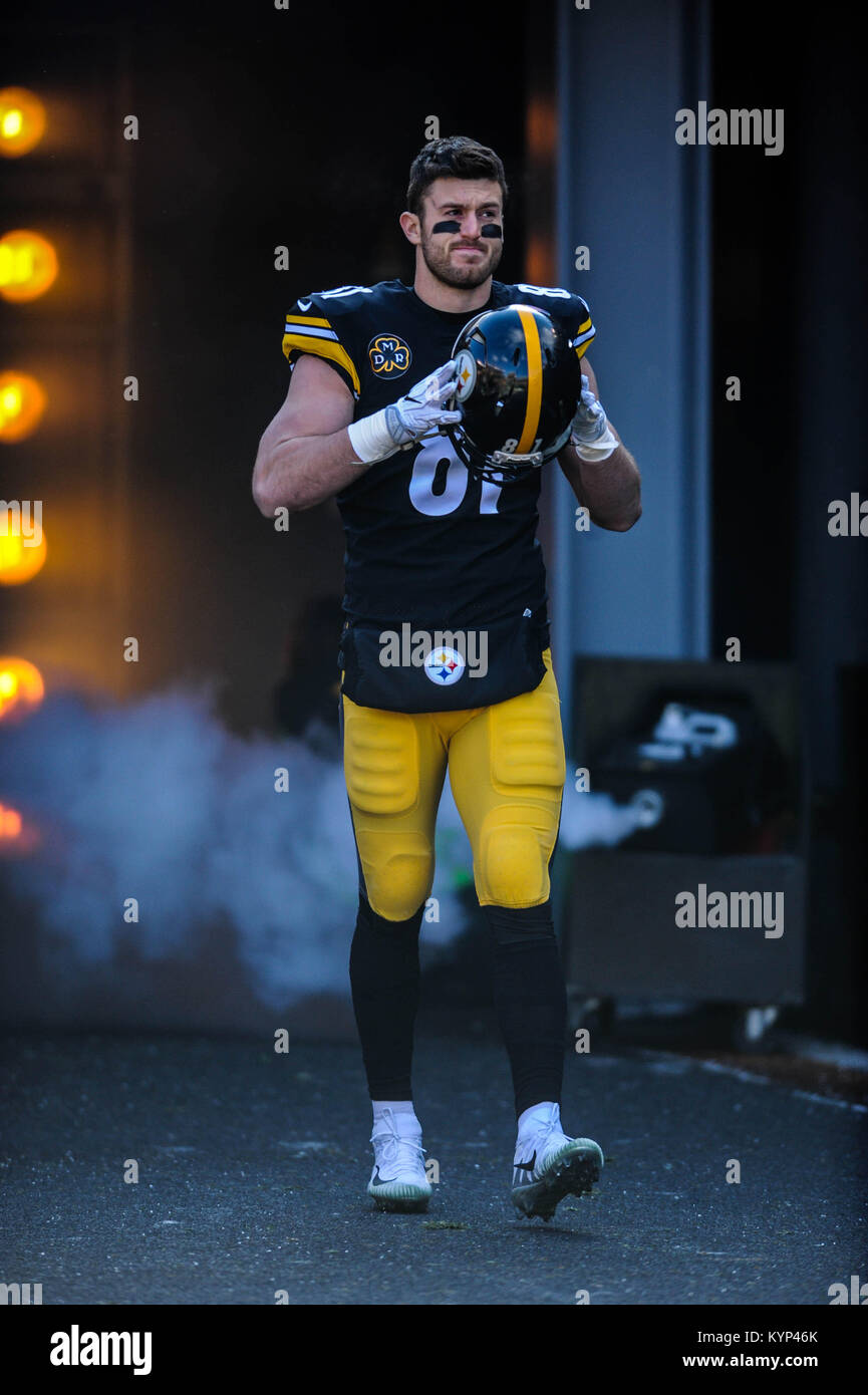 Pittsburgh, PA, USA. 14th Jan, 2018. Steelers Jesse James #81 during ...