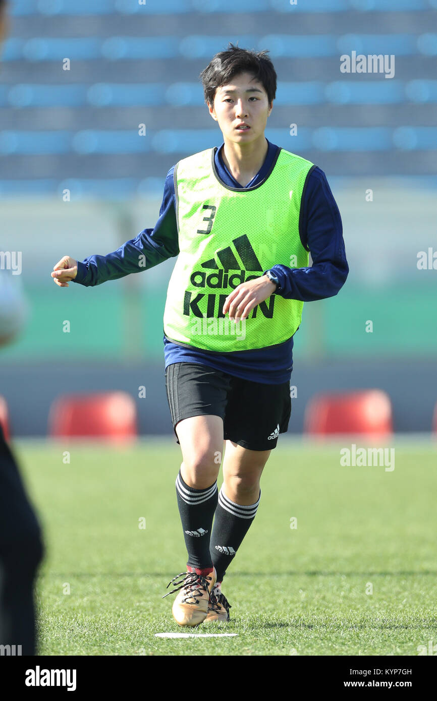 Tokyo, Japan. 16th Jan, 2018. Konomi Taniguchi (JPN) Football/Soccer ...