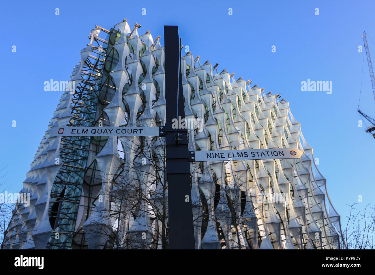 New us embassy london hi-res stock photography and images - Alamy