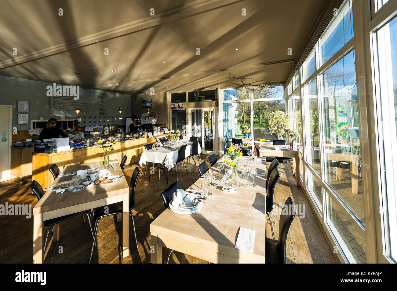 Restuarant interior uk hi-res stock photography and images - Alamy