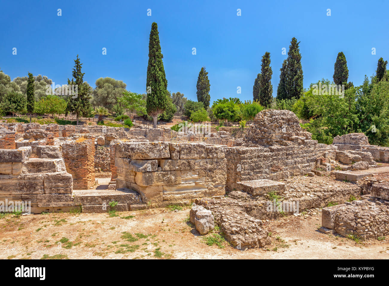 Amphitheater crete hi-res stock photography and images - Alamy