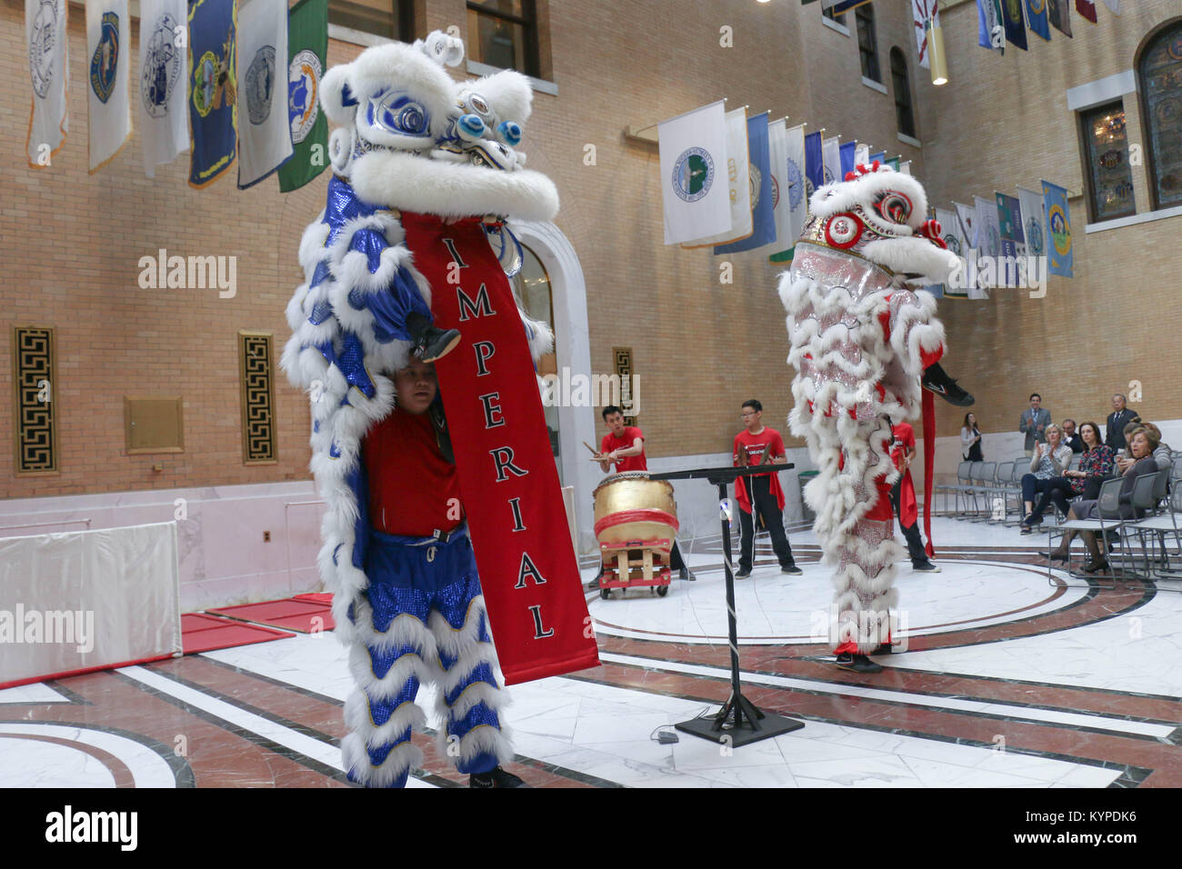 Lion dance team hi-res stock photography and images - Alamy