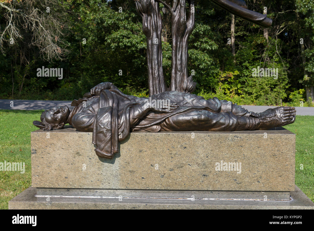 The Wounded Soldier sculpture at the base of the State of Louisiana ...