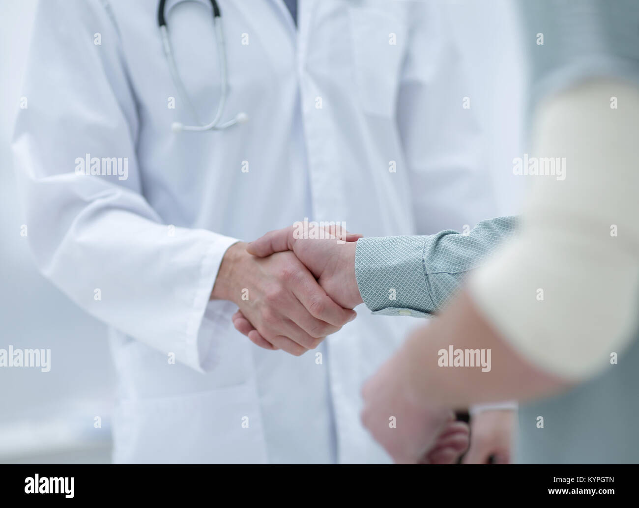 Friendly hand shakes hi-res stock photography and images - Alamy