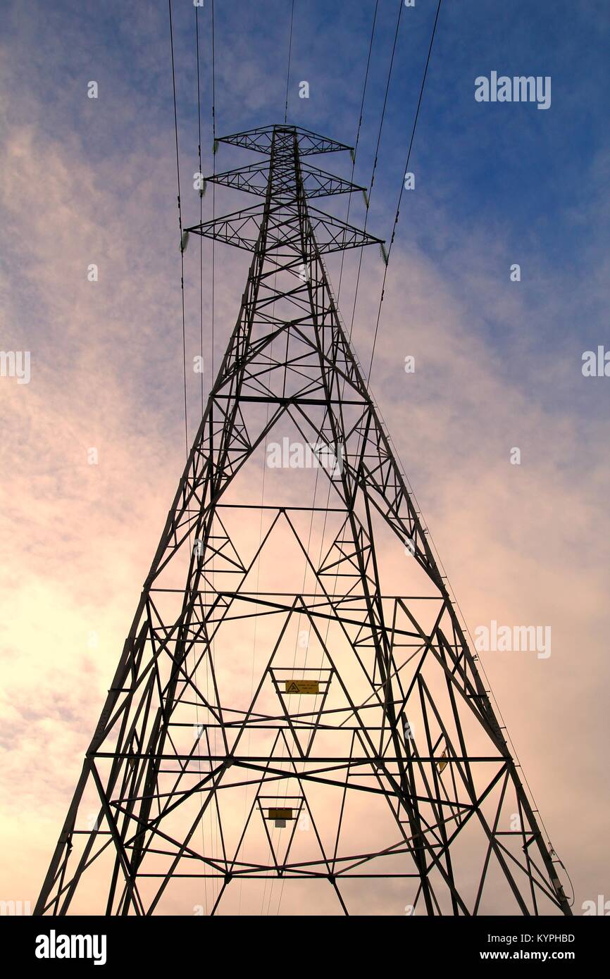 Pylon electric gantry hi-res stock photography and images - Alamy