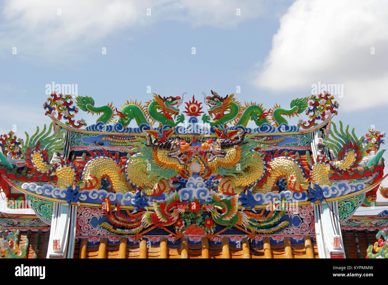 chinese dragon on the roof of shrine with beautiful sky background ...