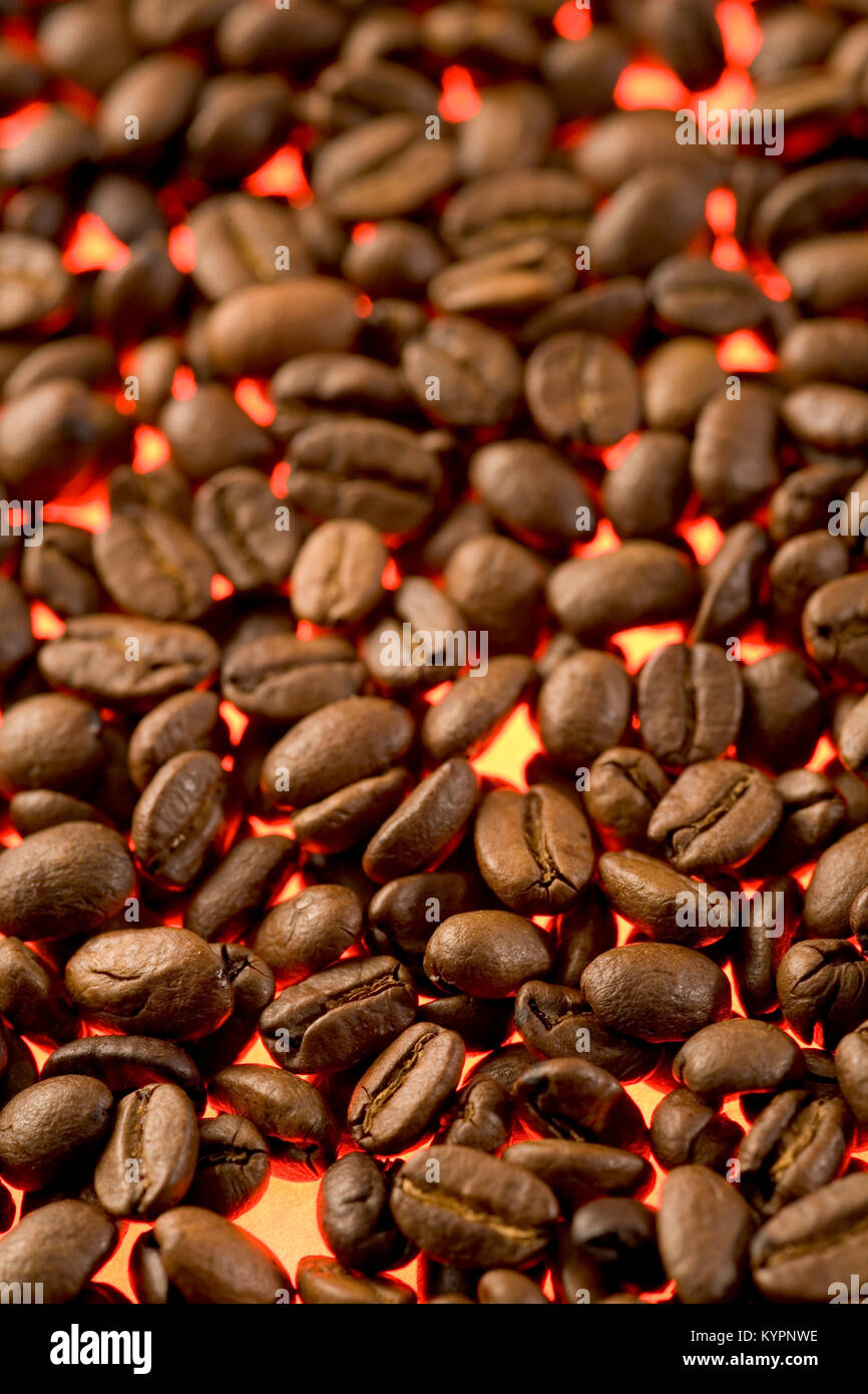 Glowing backlit coffee beans close up texture Stock Photo - Alamy