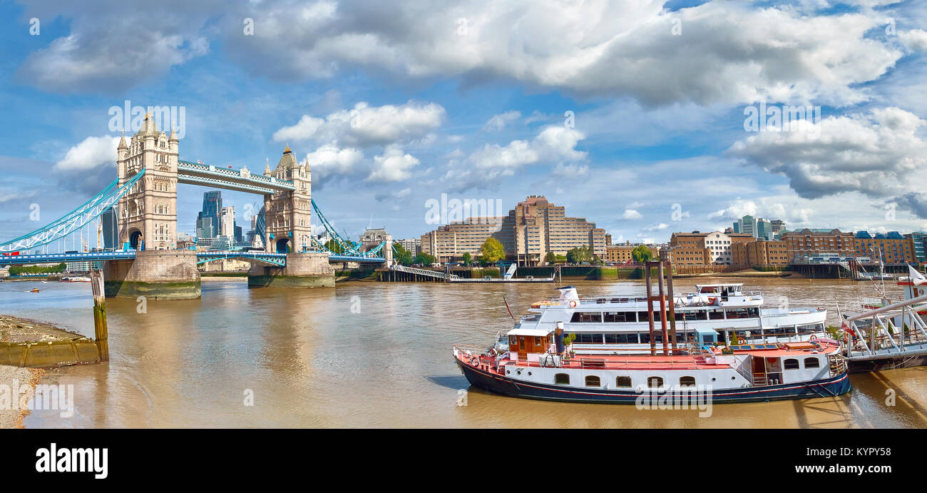 Panoramic image of Tower Bridge in London on a bright sunny day in ...