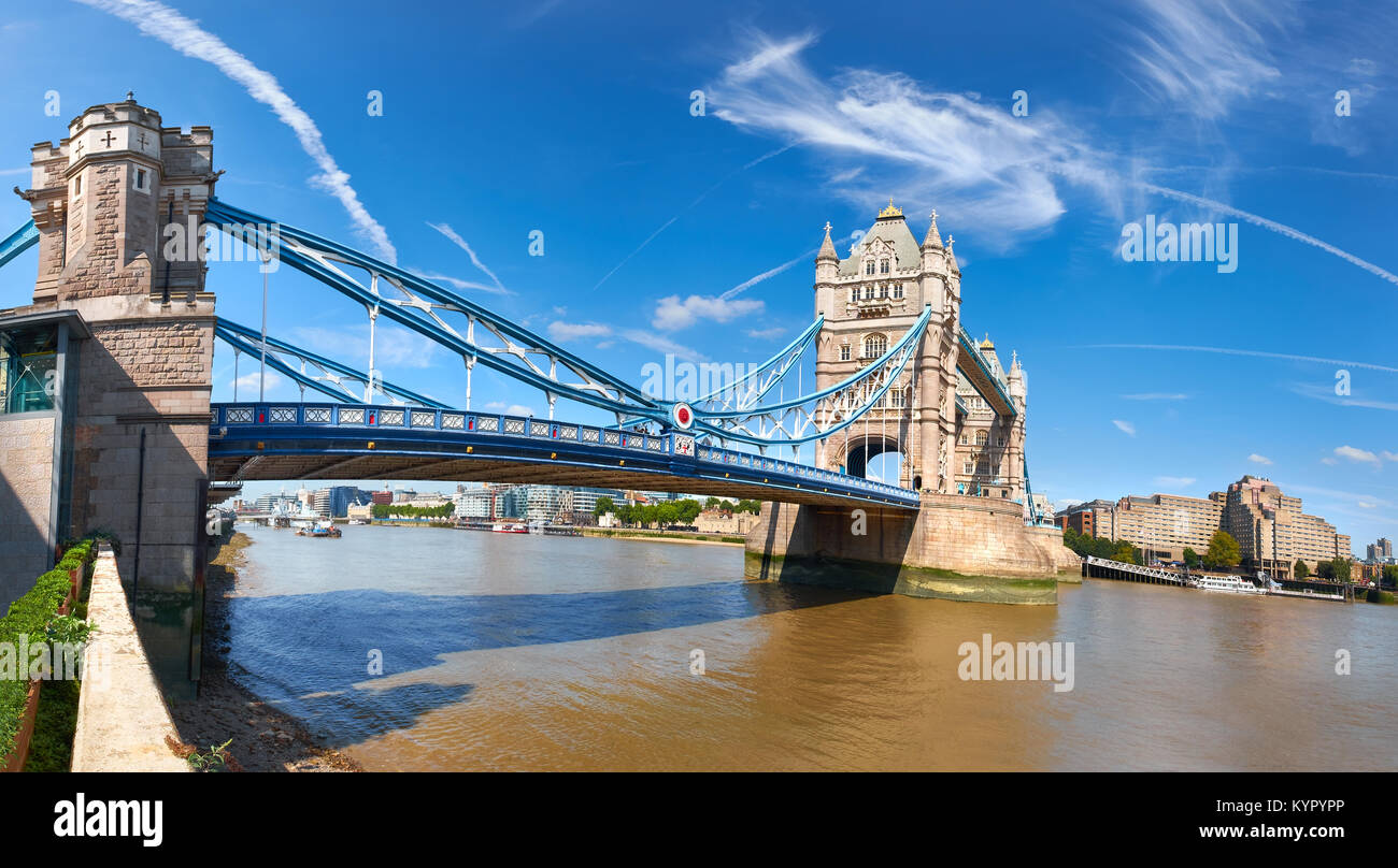 Panoramic image at city of london and tower of london hi-res stock ...