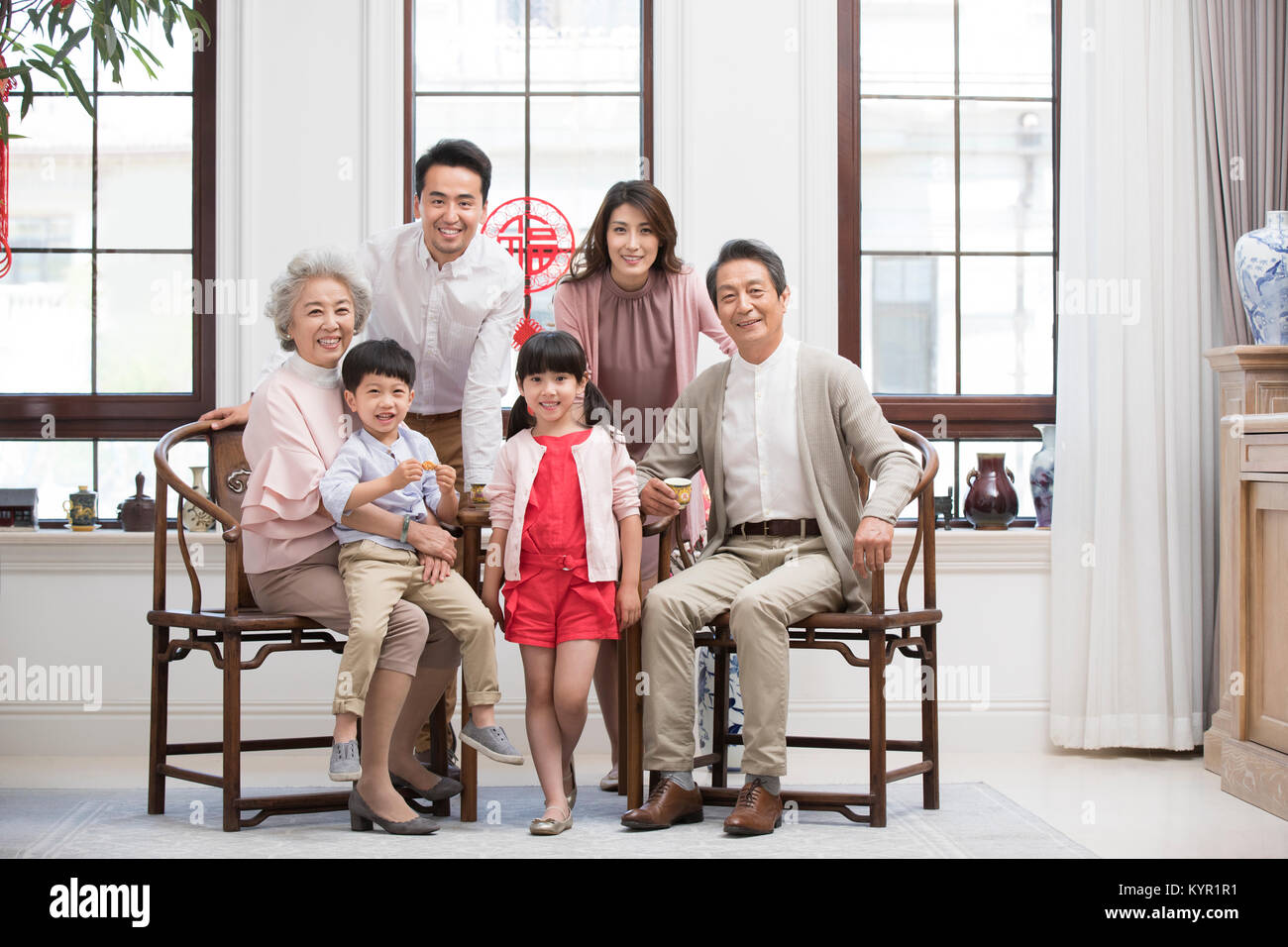 Happy asian chinese father hi-res stock photography and images - Alamy