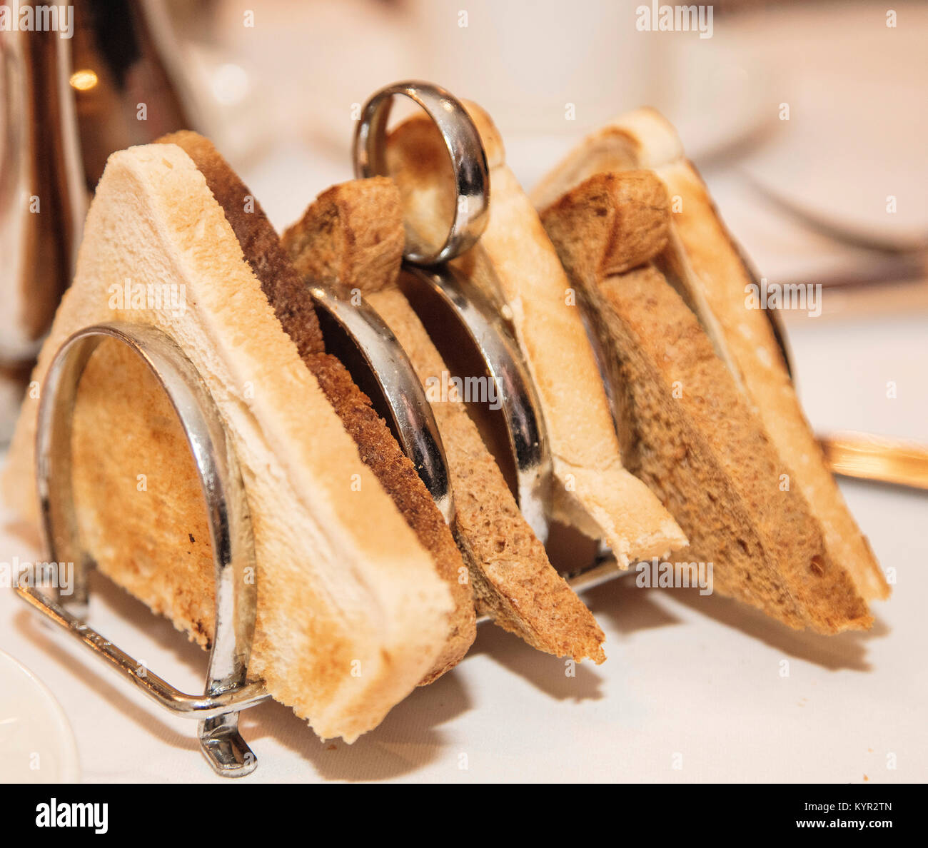 Toast rack hi-res stock photography and images - Alamy