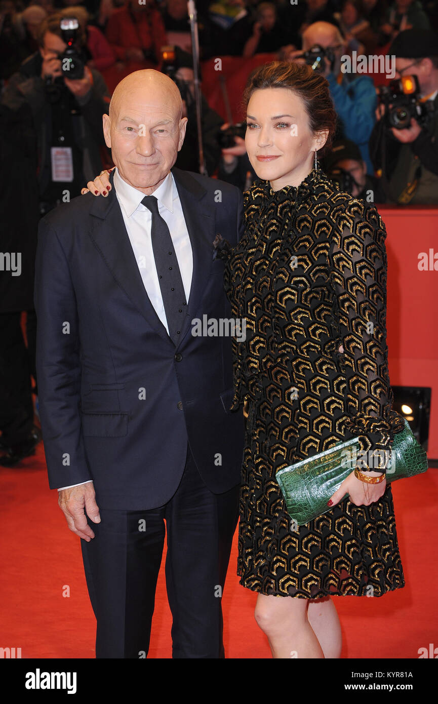 Patrick stewart wife hi-res stock photography and images - Alamy