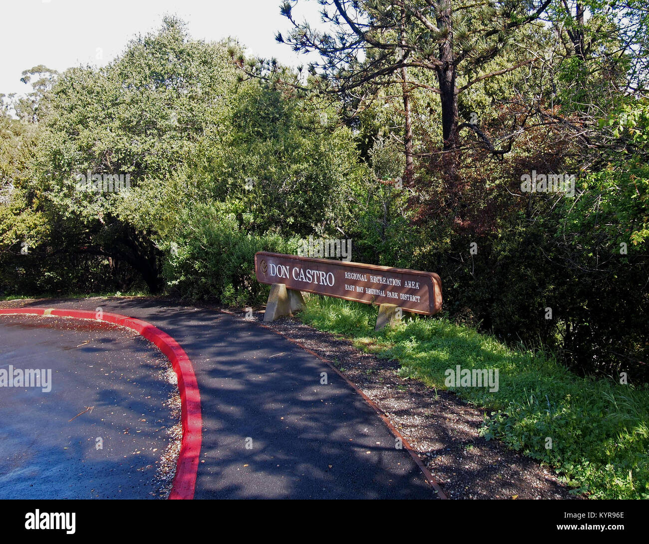Don Castro Regional Recreation Area entrance sign, Hayward, California ...