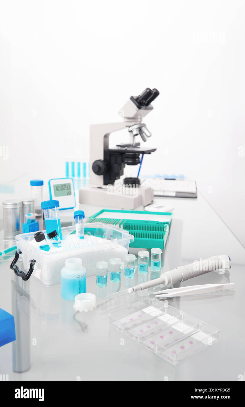 Histology lab hi-res stock photography and images - Alamy