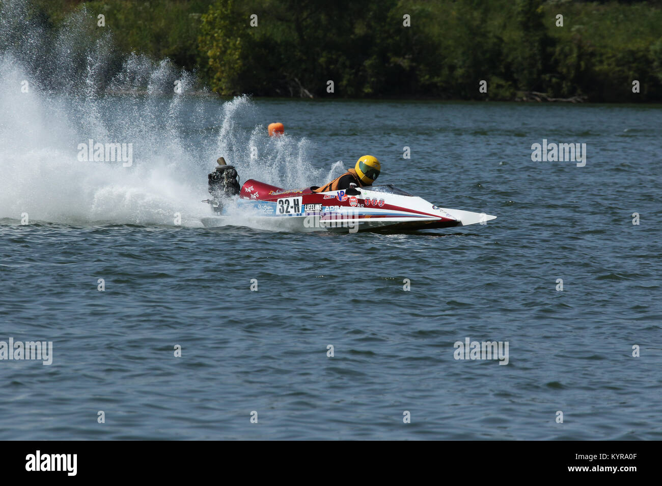 Boat 32H. Outboard Hydroplane boat races. Dayton Record Runs Regatta ...
