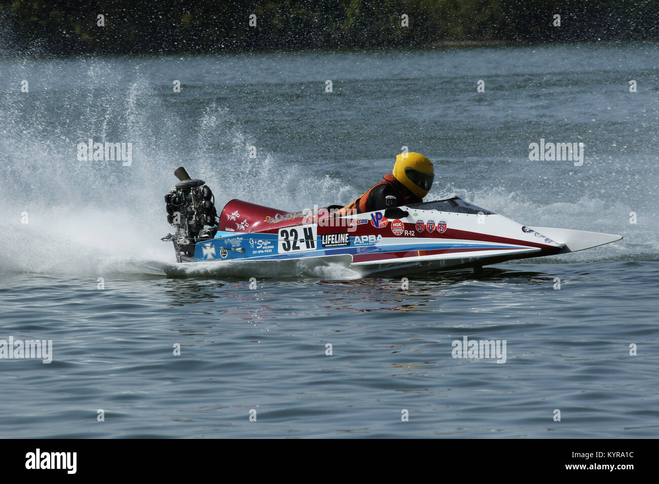 Boat 32H. Outboard Hydroplane boat races. Dayton Record Runs Regatta ...