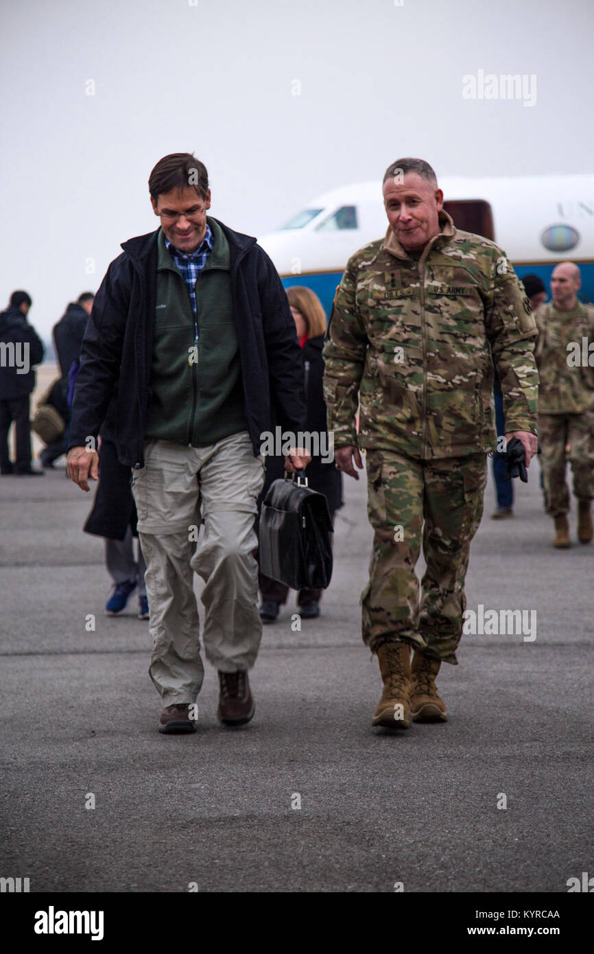 Secretary of the Army Mark T. Esper (Left) and U.S. Army Lt. Gen ...