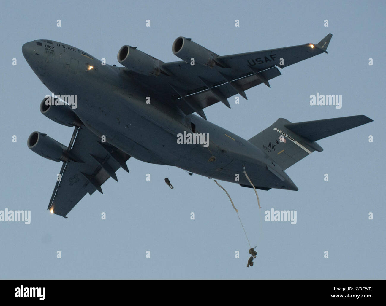 Paratroopers assigned to the 4th Infantry Brigade Combat Team (Airborne ...