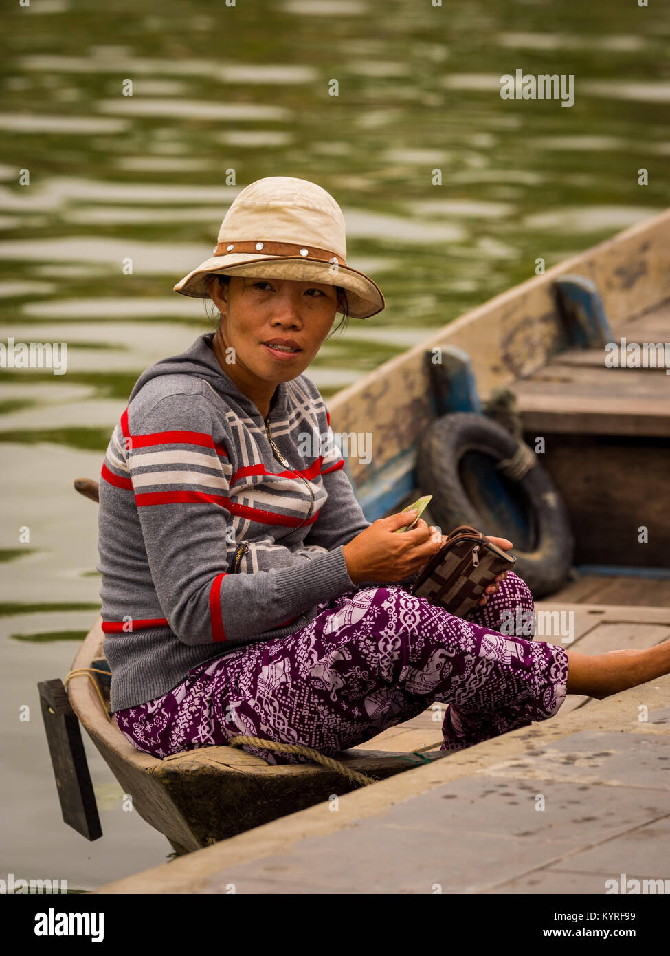Vietnamese boat people historical hi-res stock photography and images ...