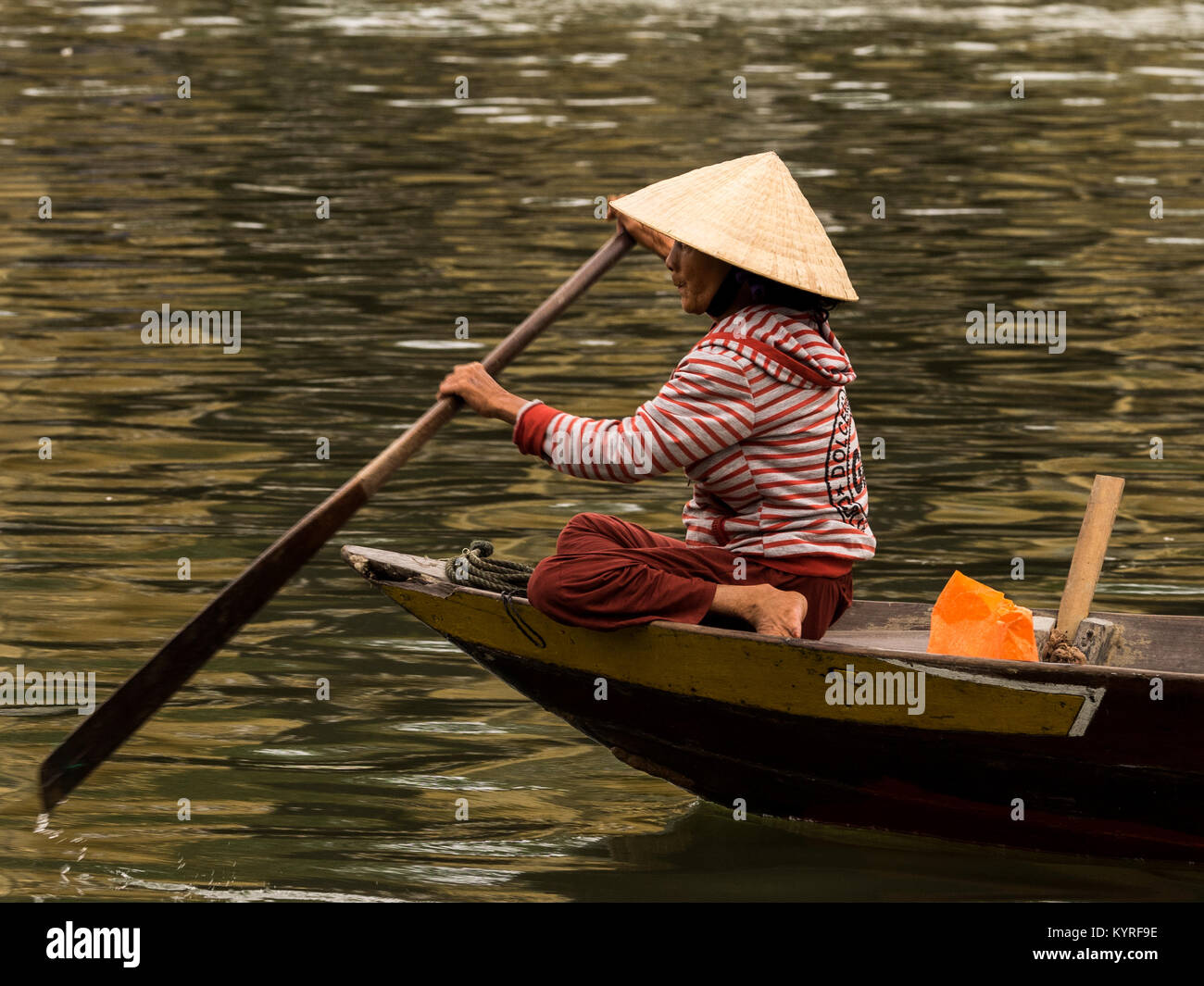 Vietnamese boat people historical hi-res stock photography and images ...