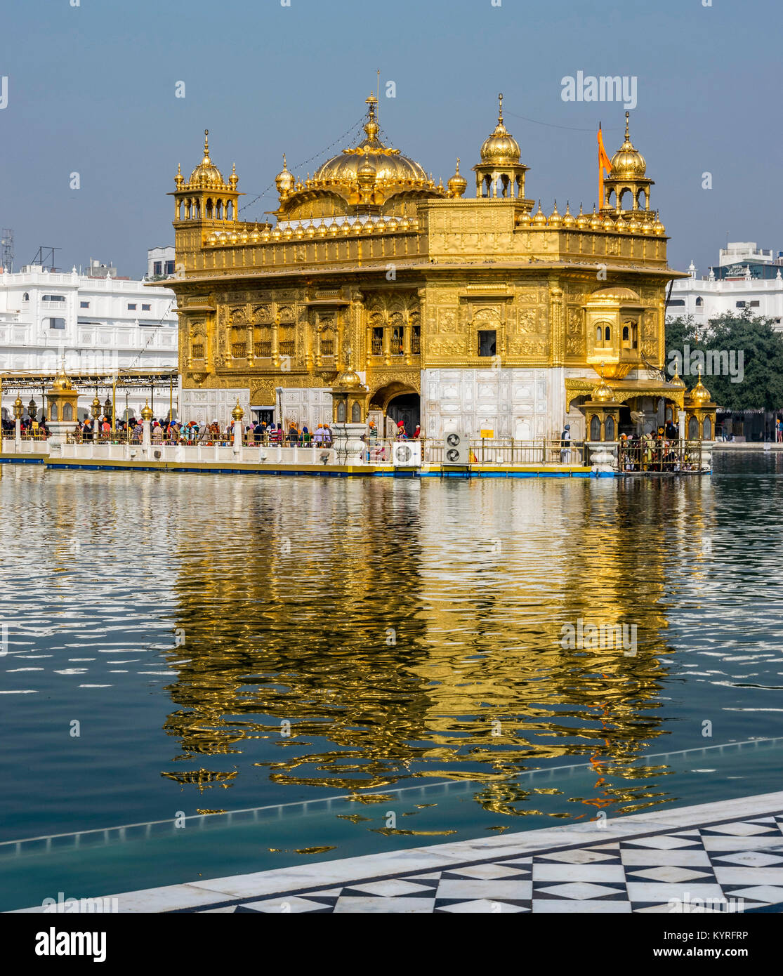 India sikh sikhism sacred shrine hi-res stock photography and images ...