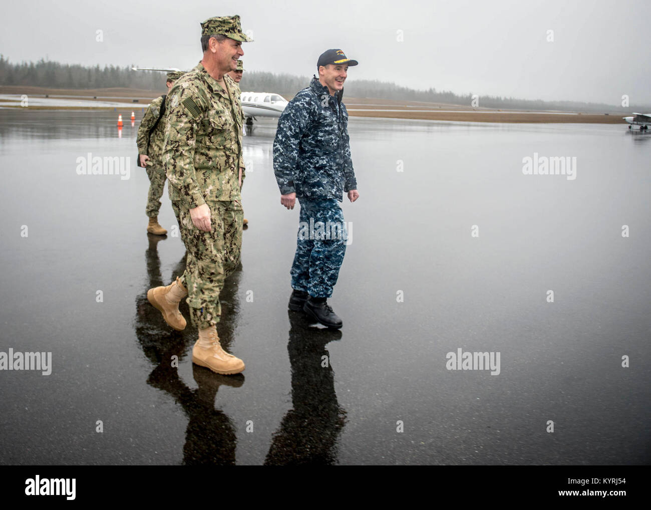 Fast attack submarine uss seawolf ssn 21 hi-res stock photography and ...