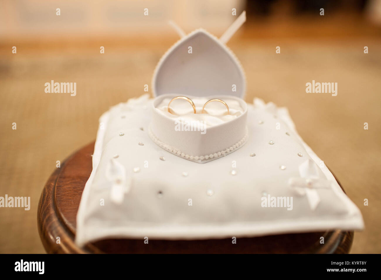 wedding rings on white background Stock Photo - Alamy