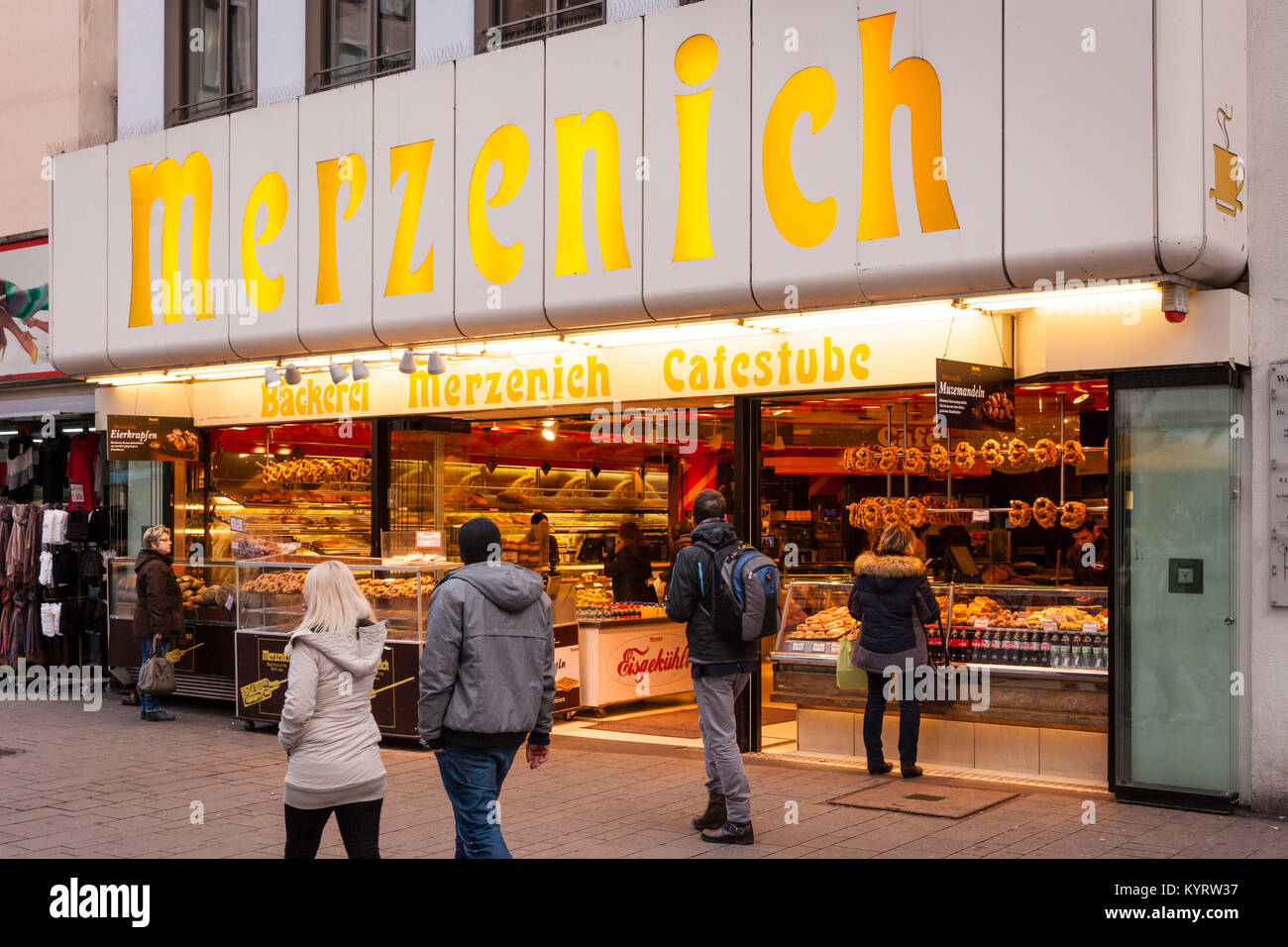 Bakery square hi-res stock photography and images - Alamy