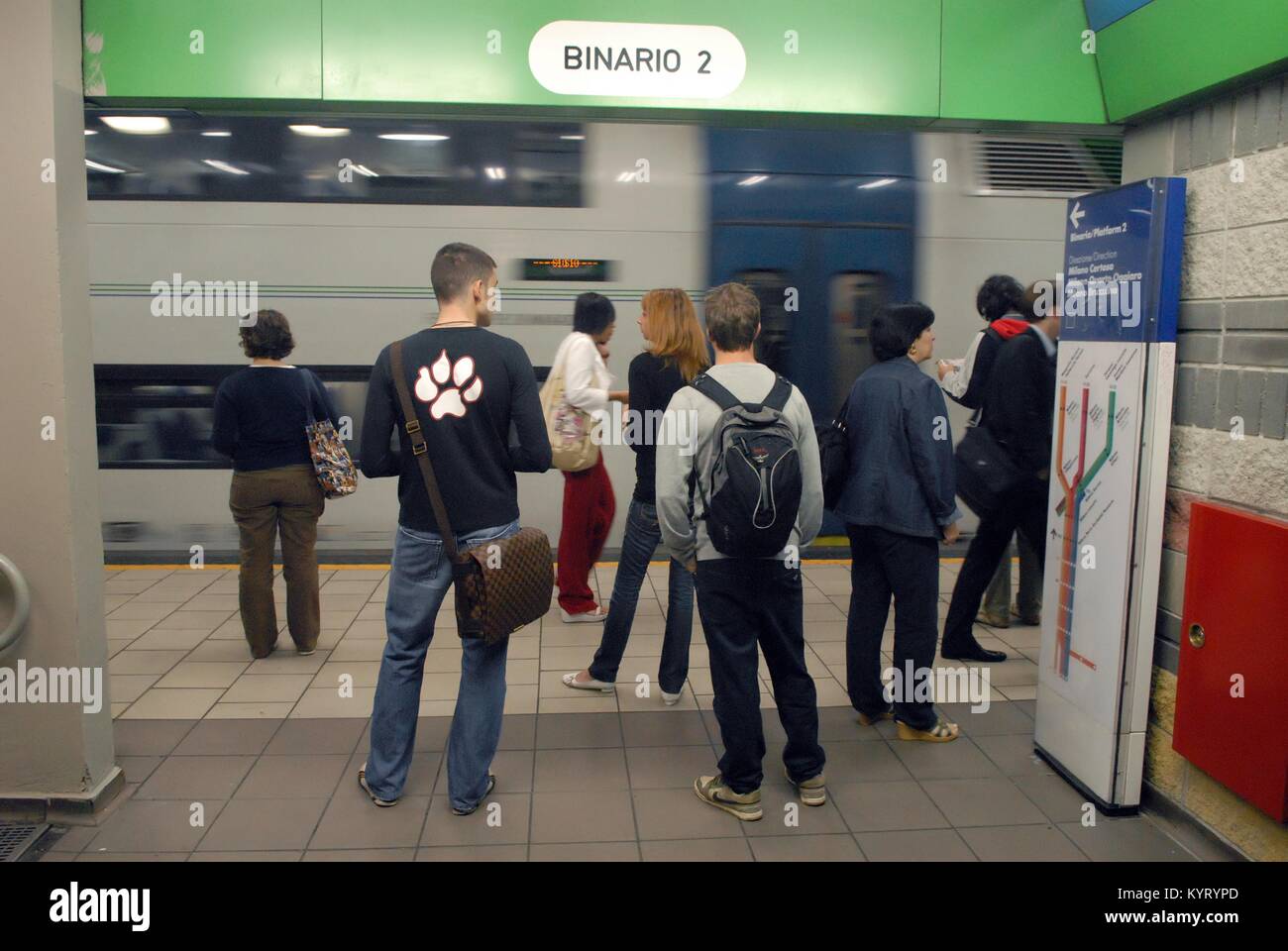 Milan suburban railways (Italy), Garibaldi station Stock Photo - Alamy